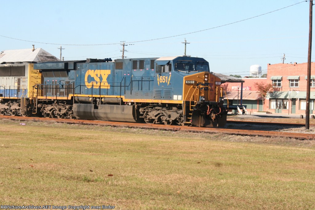 CSX 651